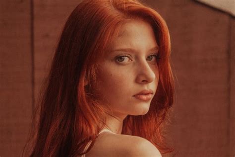 Ik Ben Erachter Gekomen Dat Ik Precies Op Mijn Schoonmoeder Lijk