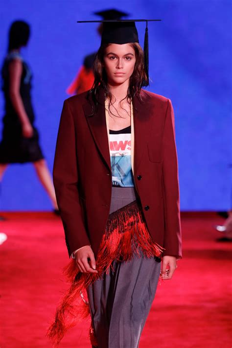 Kaia Gerber At Calvin Klein Runway Show At New York Fashion Week 0911