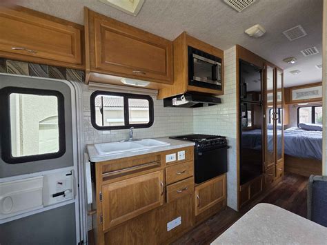 2006 26 Ft Fleetwood Fiesta 26y Loaded And Ready To Travel Rvs