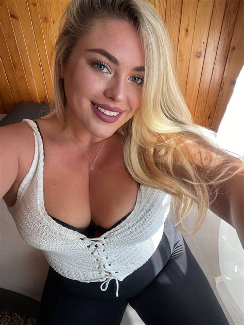 🗣this User Sent You A Private Message📩 Tap Profile To Follow And Open