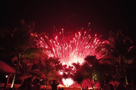 Fireworks At Weddings Popsugar Love And Sex