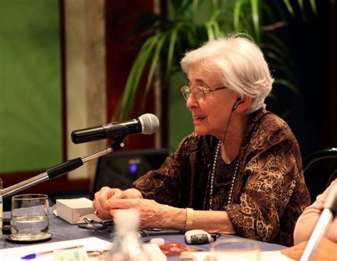 Caffe Letterario Di Lugo La Serata Con Adele Corradi