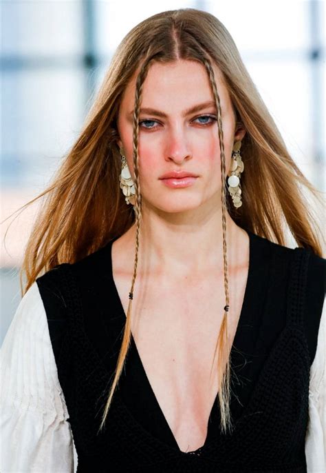 美女图——荷兰模特菲莉丝·诺德霍夫 搜狐大视野 搜狐新闻