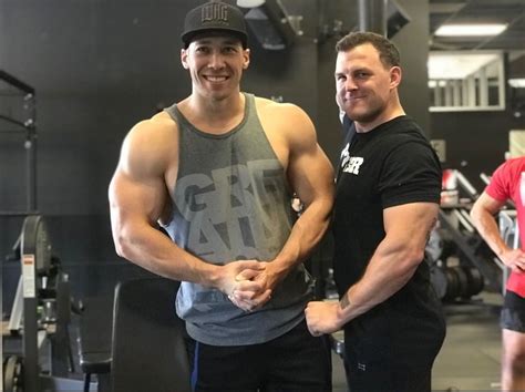 Pin By Andra Baha On Joch Muscle Men American Army Tank Man