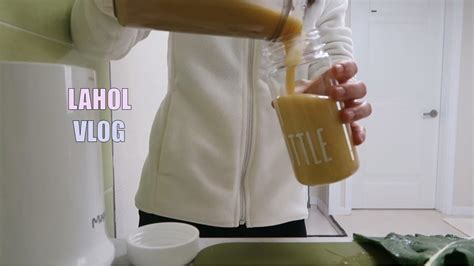 Vlog 아침은 스무디 저녁은 샐러드먹는 건강한 집순이 Youtube