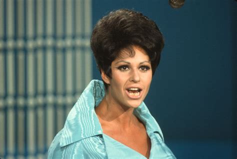 Lainie Kazan Movies 60 Photos Moonagedaydreamfilm