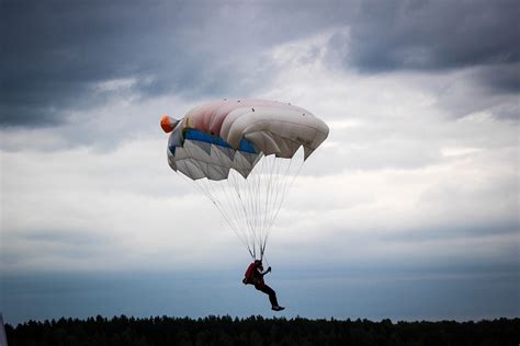 Парашут Скачане С Човек - Безплатни фотографии на Pixabay