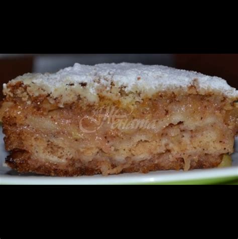 Най лесният сладкиш с ябълки без мляко и яйца Заради своята простата