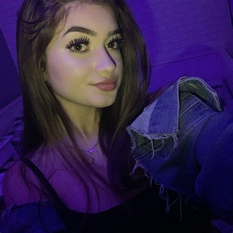 𝐒𝐚𝐫𝐚 𝐀𝐬𝐚𝐭𝐫𝐣𝐚𝐧s Instagram Profile Post “𝙲𝚞𝚝𝚎 𝚏𝚊𝚌𝚎 𝚎𝚟𝚒𝚕 𝚖𝚒𝚗𝚍