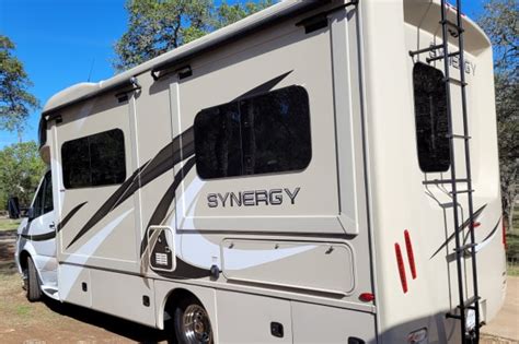 2018 class c rv for rent in boerne tx