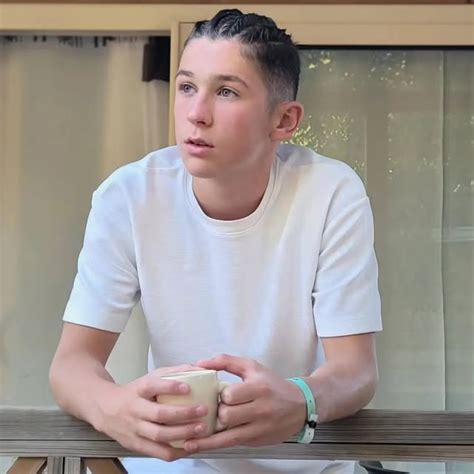 Aitor Calderón Aitor Calderon • Threads Say More