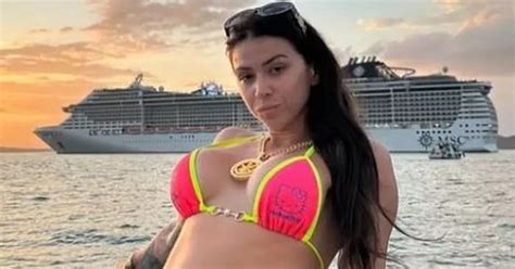 Singer Who Does Sex Acts On Stage Fuming After Only Bonking Men On Neymar Booze Cruise