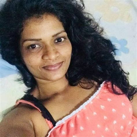 Sri Lanka Girls Facebook