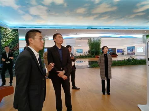 协会秘书处一行走进华为深圳坂田基地开展会员服务