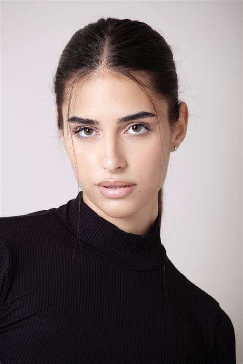 Model Kristina Mmg Models