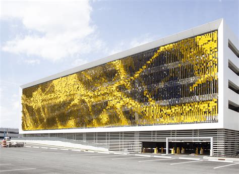 Complexity Via Simplicity Urbanas Parking Structure Facade Archdaily