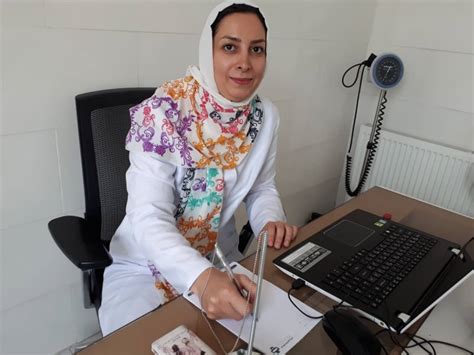 دکتر آسیه محمدزاده تغذیه و رژیم درمانی