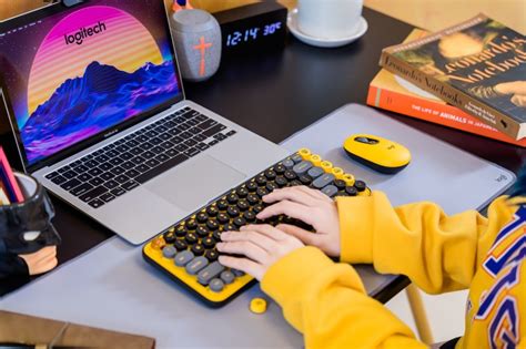 Logitech Ra B N Ph M C Pop Keys Gi Tri U Ng