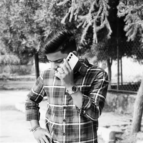 भॅंवर सुमेर सिंह देवड़ा🚩 Sumerbana • Threads Say More