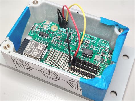 1 Wire Temperature Sensing Sailor Hat With ESP32
