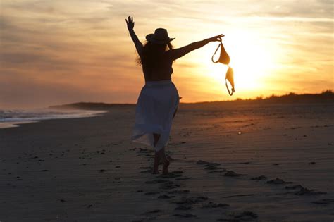 Nantucket Current Nantuckets Topless Beaches A Non Issue In