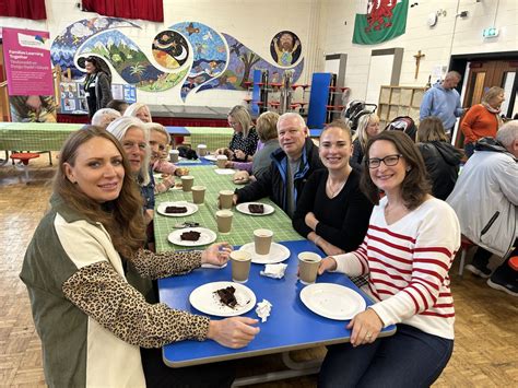 Barry Schools Successful Macmillan Coffee Morning Glamorgan Star Newspaper