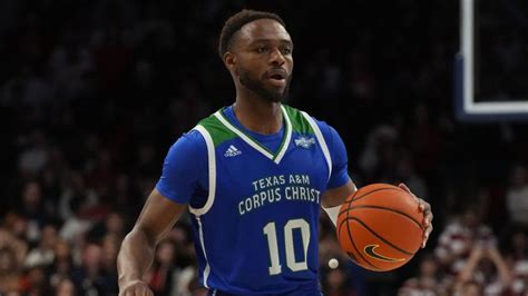 Lobos Add Frontcourt Depth With Texas Aandm Corpus Christi Standout