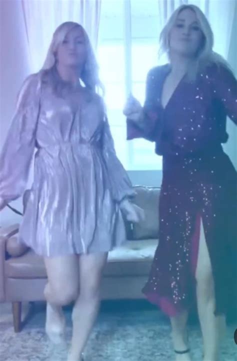 Carly Has Got Some Fit Legs R Reactgirlsofyt