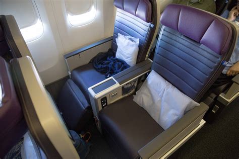 Review Uniteds New Premium Plus Seat On The 777 200 The Points Guy