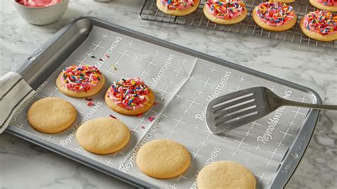 How To Bake Sugar Cookies Reynolds Brands
