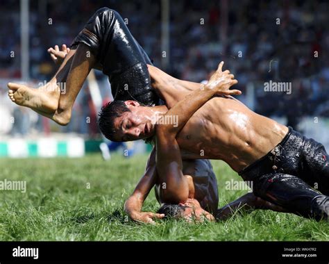 Türkisches Ölringen Stockfotos And Türkisches Ölringen Bilder Alamy