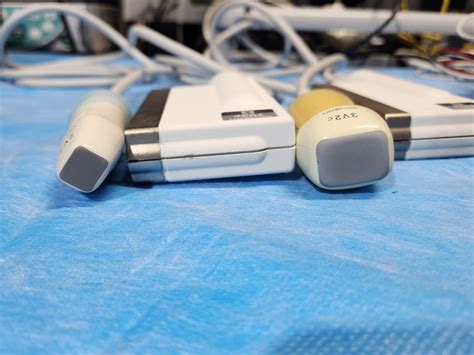 Siemens Acuson Cypress Ultrasound With 2 Probes 의료기기 위드벳