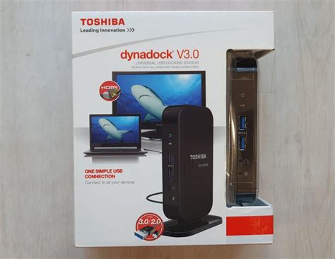 Toshiba Dynadock V Universal USB Docking Station Computers Tech Parts Accessories