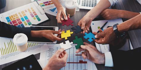 Effective Solutions For Creating A Result Oriented Team Work Luxafor