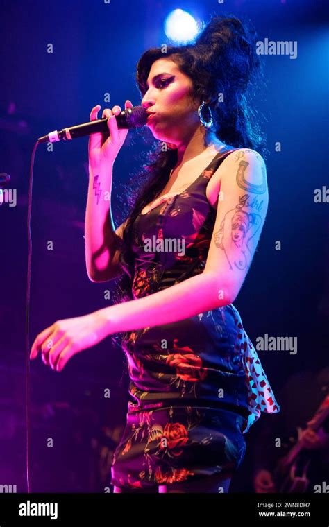 Amy Winehouse Live In Concert At Koko In Camden Town London Performing