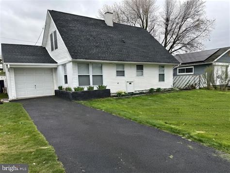 30 Beechfern Ln Willingboro Nj 08046 See Est Value Schools And More