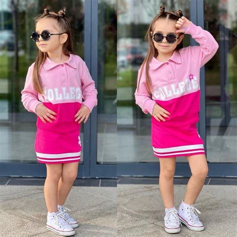 Детски спортно елегантен комплект блуза и пола