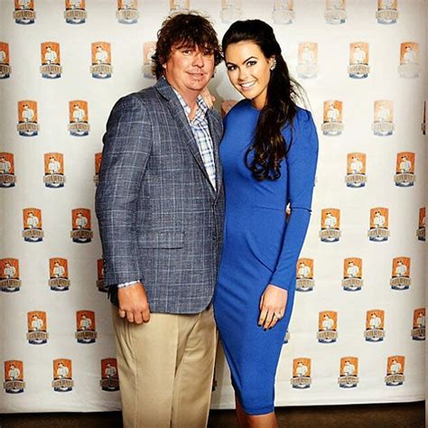 Jason Dufner Grabs Wife