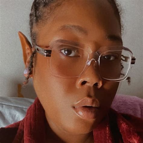 Leona Lingling Little Vintageling • Threads Say More Leona Lingling Little Vintageling • Threads Say More