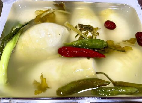 항아리 동치미가 맛있게 익었어요~ 동치미 살얼음 국수 만드는법