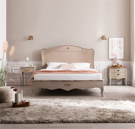 Bianca Bed Rahadian Art Gallery