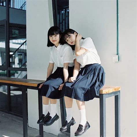 花与爱丽丝人像颇可网人像日系摄影小清新胶片少女富士青春可爱 花瓣网