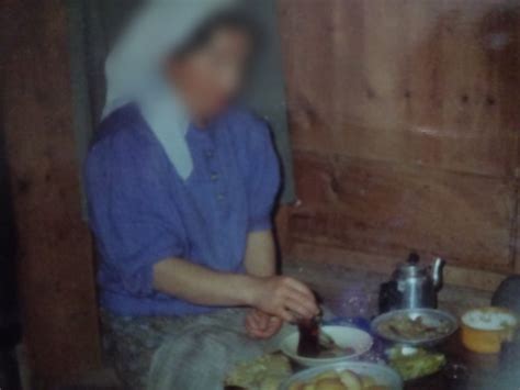 Annesi Ile Teyzesi Aynı Kişi Olan Kadının Hikayesi Onedio