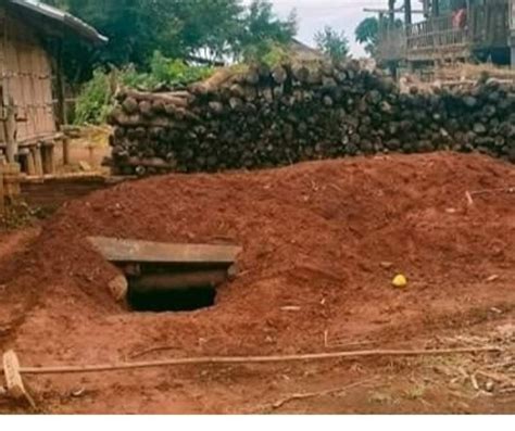 မူဆယ်တိုက်ပွဲ လေကြောင်းတိုက်ခိုက်မှု ကာကွယ်ရန် ဒေသခံများ ကတုတ်ကျင်းတူးထားရ သျှမ်းသံတော်ဆင့်