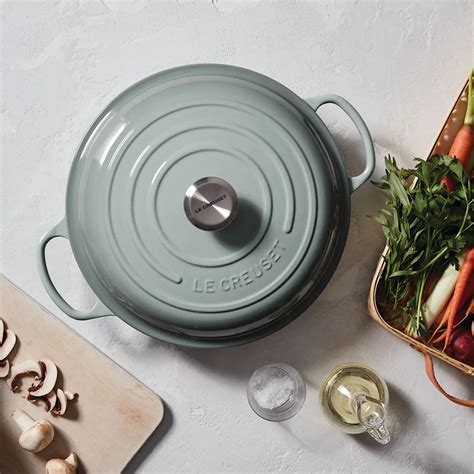 Le Creuset Signature Gjutjärnsgryta Buffé 30 Cm 3 5 L Sea Salt Cervera