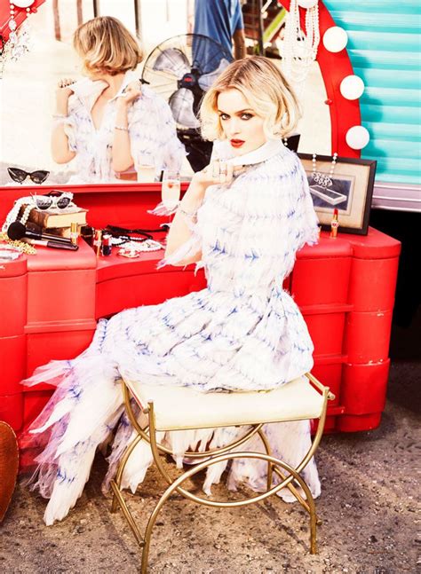 Bella Heathcote Photoshoot For Vs Magazine Springsummer 2016