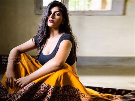 Yashika Aannand Big Boss 2 Contestant Hq Wallpapers Yashika Aannand