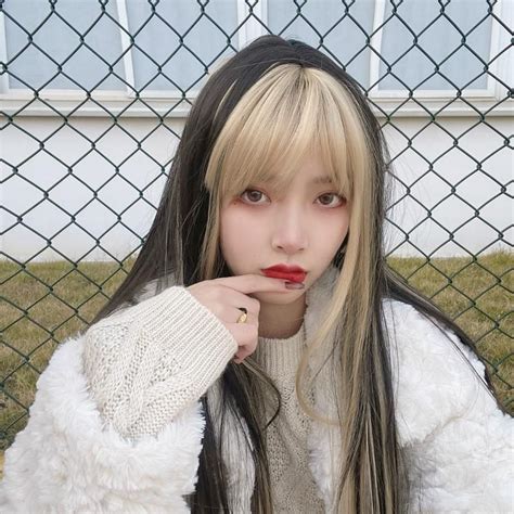 フルウィッグ ロング ストレート 韓国 バングカラー かわいい 金髪 黒髪 前髪 耐熱 かっこいい K Pop コスプレ アイドル インナーカラー「中古」の落札価格｜ロング｜yahoo