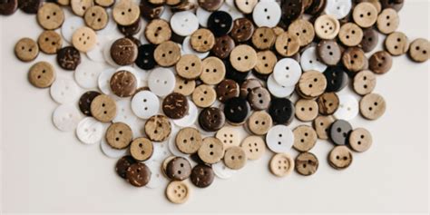 Comment Coudre un Bouton à la main Tuto pour débutante