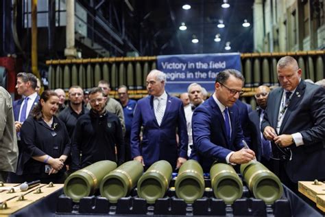 Josh Shapiro Under Partisan Fire After Ukraines President Zelenskyy
